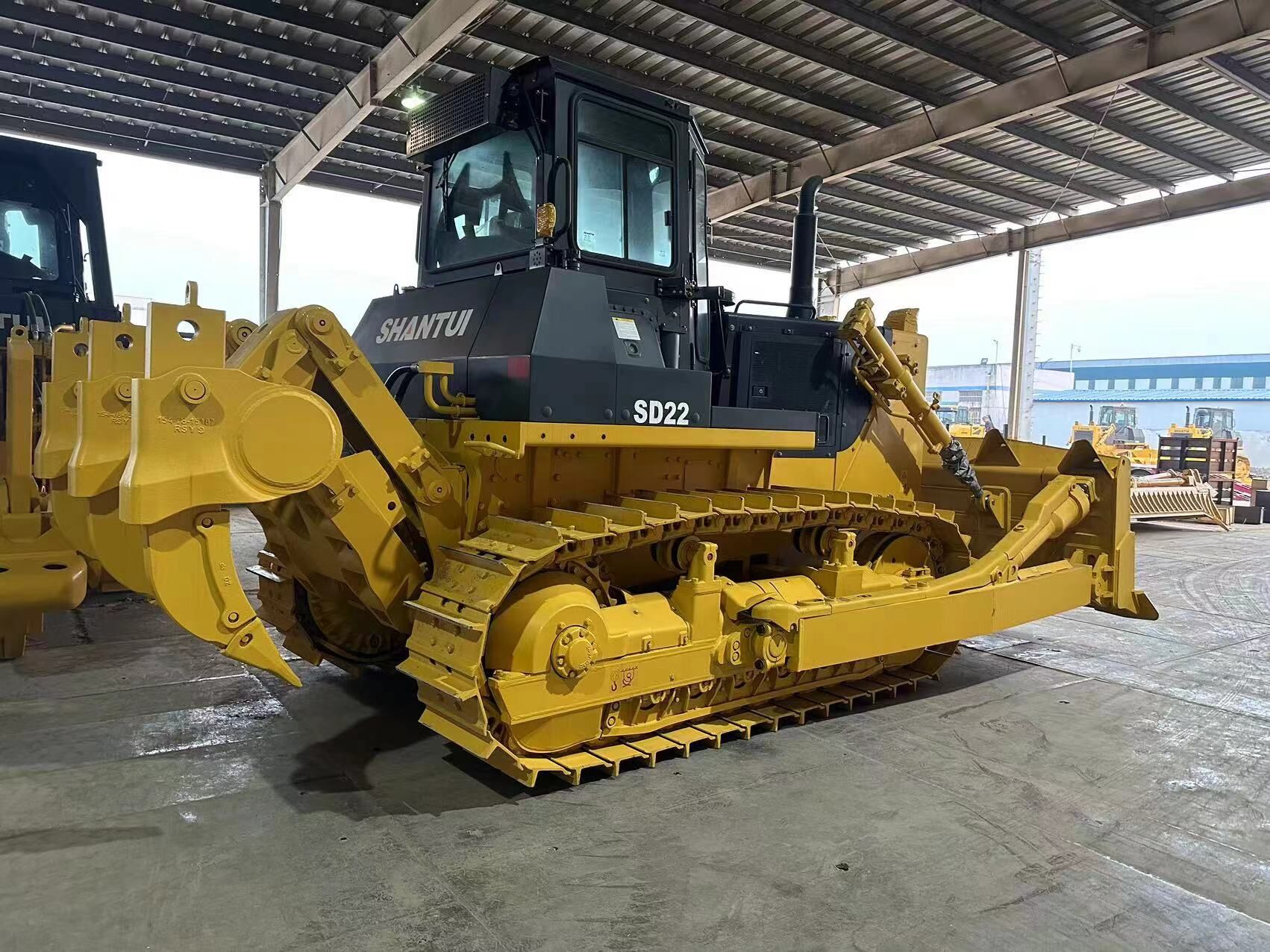 Buy China Wholesale Shantui Sd22 220hp Crawler Bulldozer With Rops ...