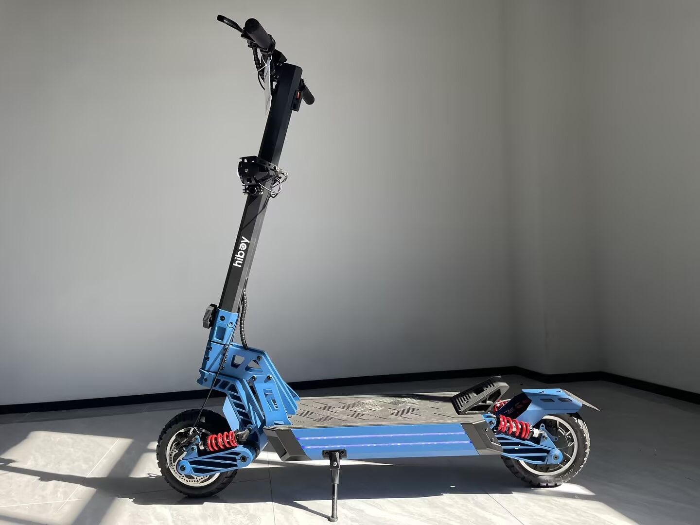 High Performance Electric Scooter With 48v 750w Dual Motors And 100km ...