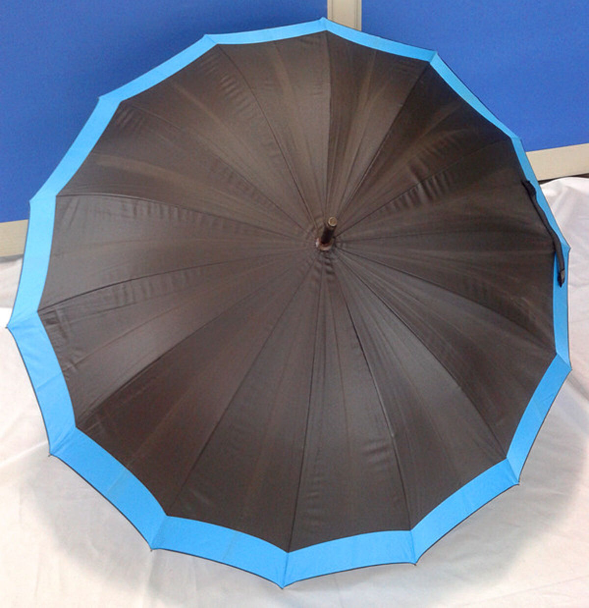 Bulk Buy China Wholesale Oem 27inch X 16 Ribs Golf Automatic Umbrella ...