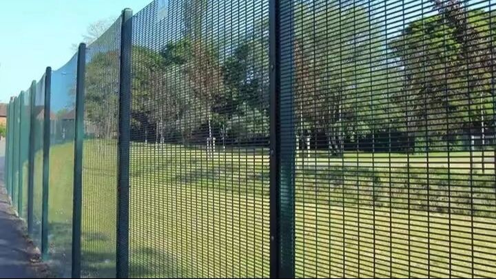 Easily Assembled High Quality Security Advanced 358 Anti Climb Wire ...