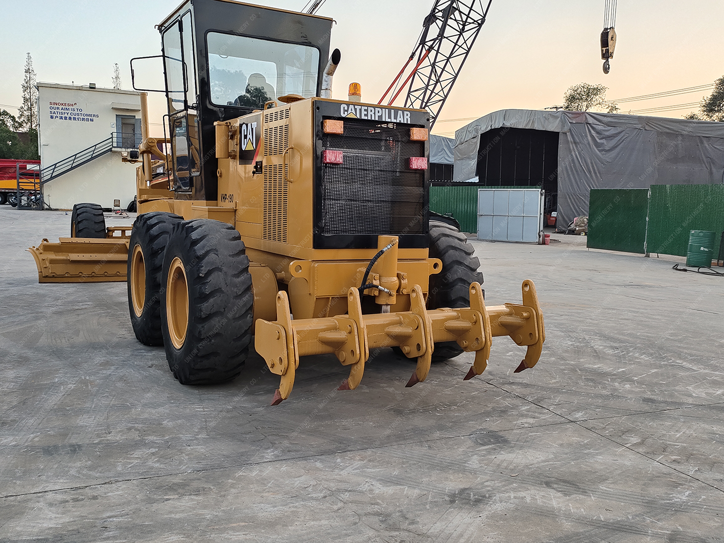 High-end Automatic Multifunctional Grader Cat140k / Second-handed ...