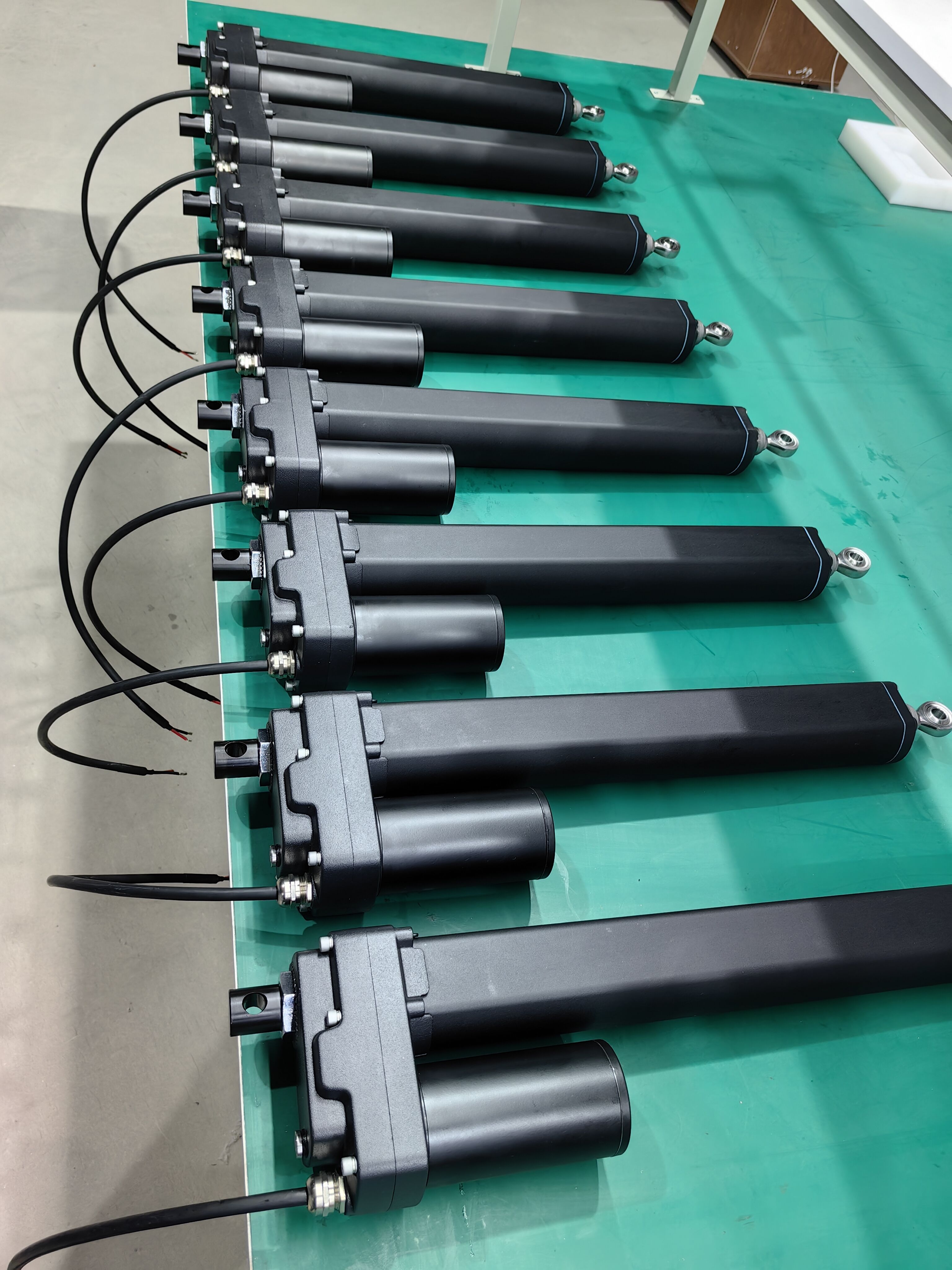 Electric Linear Actuator With Limit Switches, 200mm Stroke, 6000n Force ...