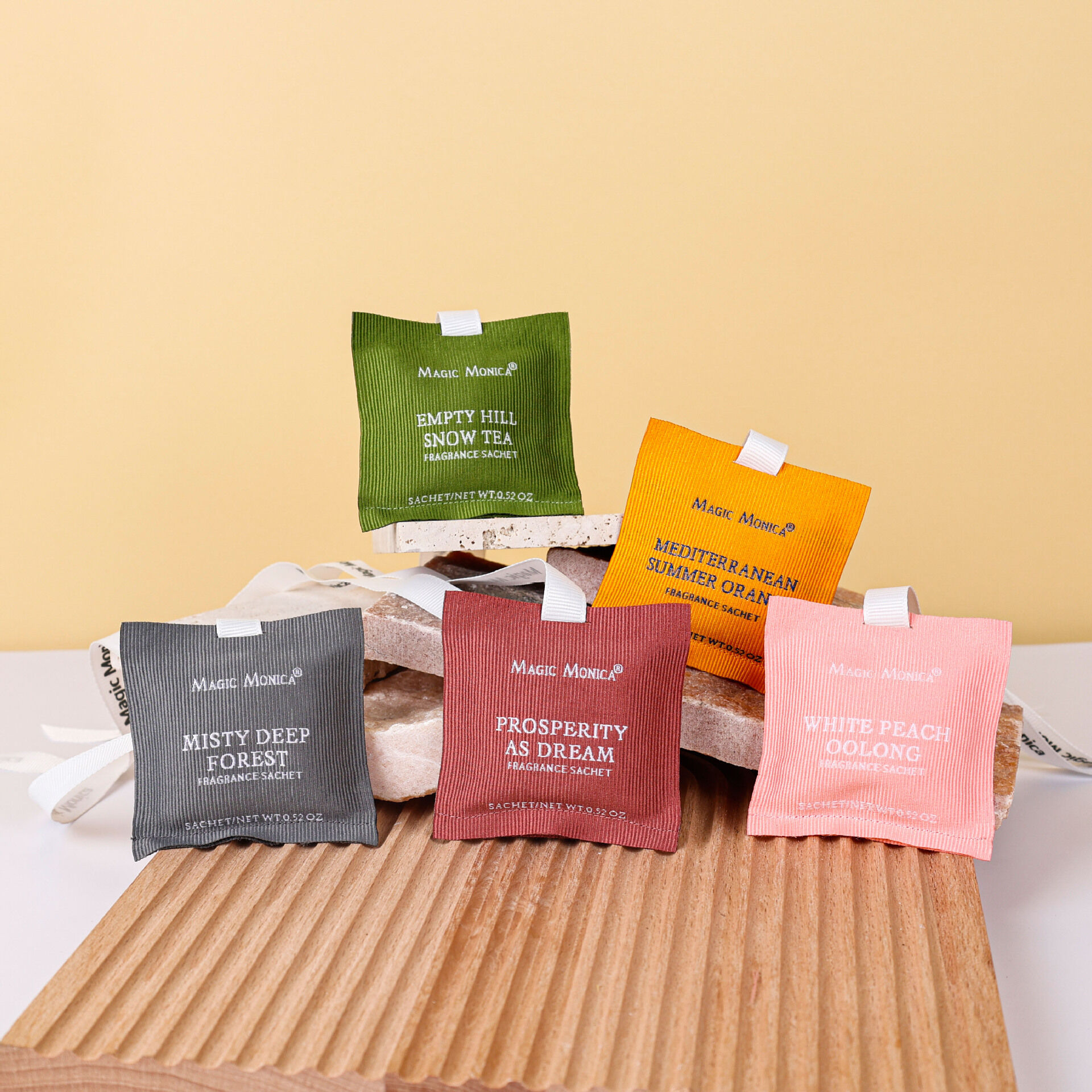 Wholesale Car Sachet Car Air Outlet Pendant Perfume Car Aromatherapy ...