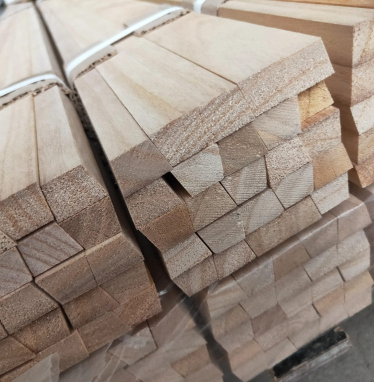 Bulk Price Natural Pine Paulownia Wood Triangle Batten Small Chamfer ...