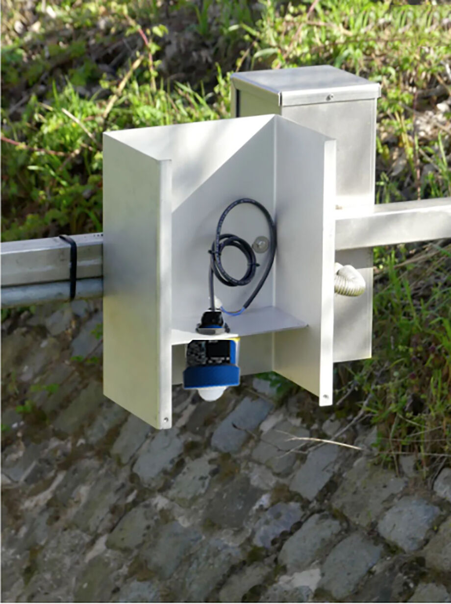 80ghz Radar Level Transmitter Rs485 Diesel Radar Liquid Level Sensor ...