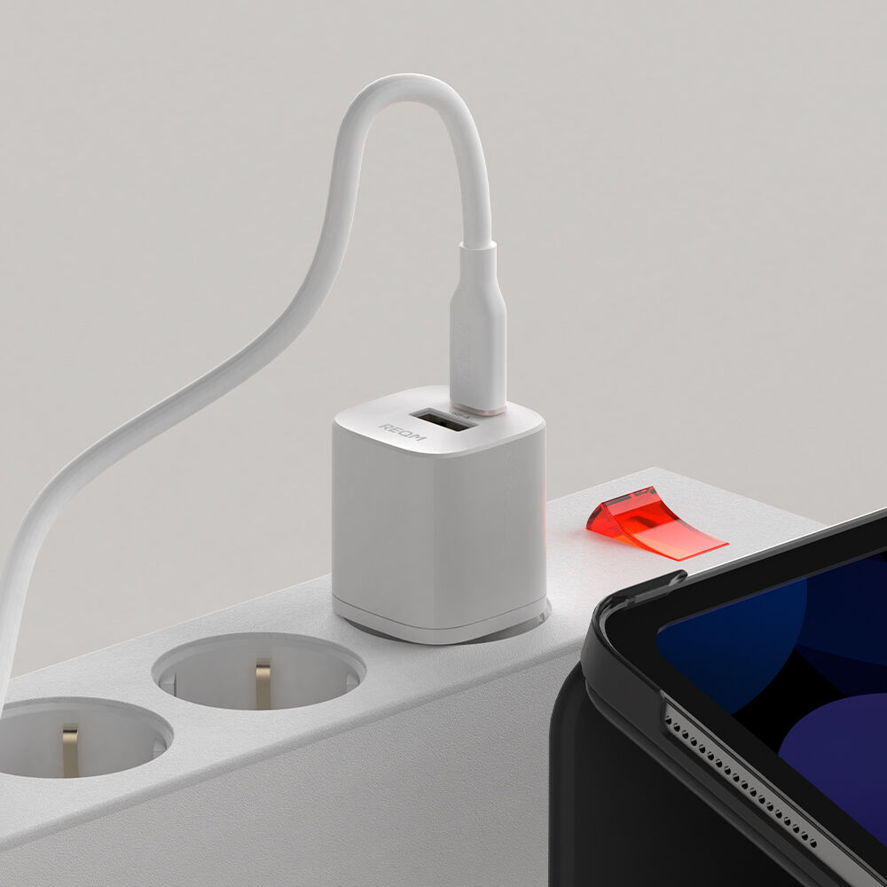 Bulk Buy South Korea Wholesale Power Delivery Quick Charge Ga-n ...