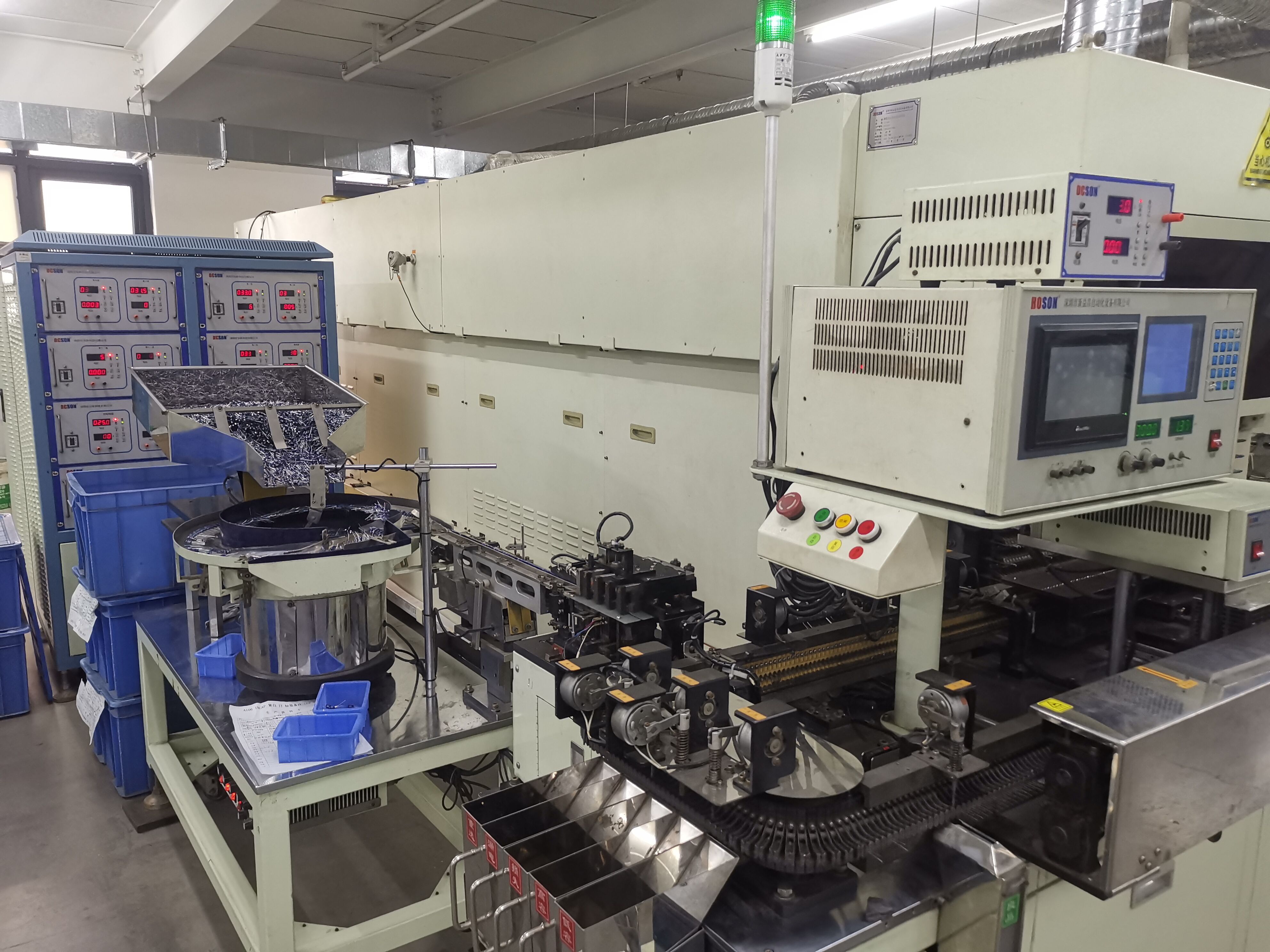 Low Esr Aluminum Electrolytic Smd Solid Capacitors Compliant With Iso ...