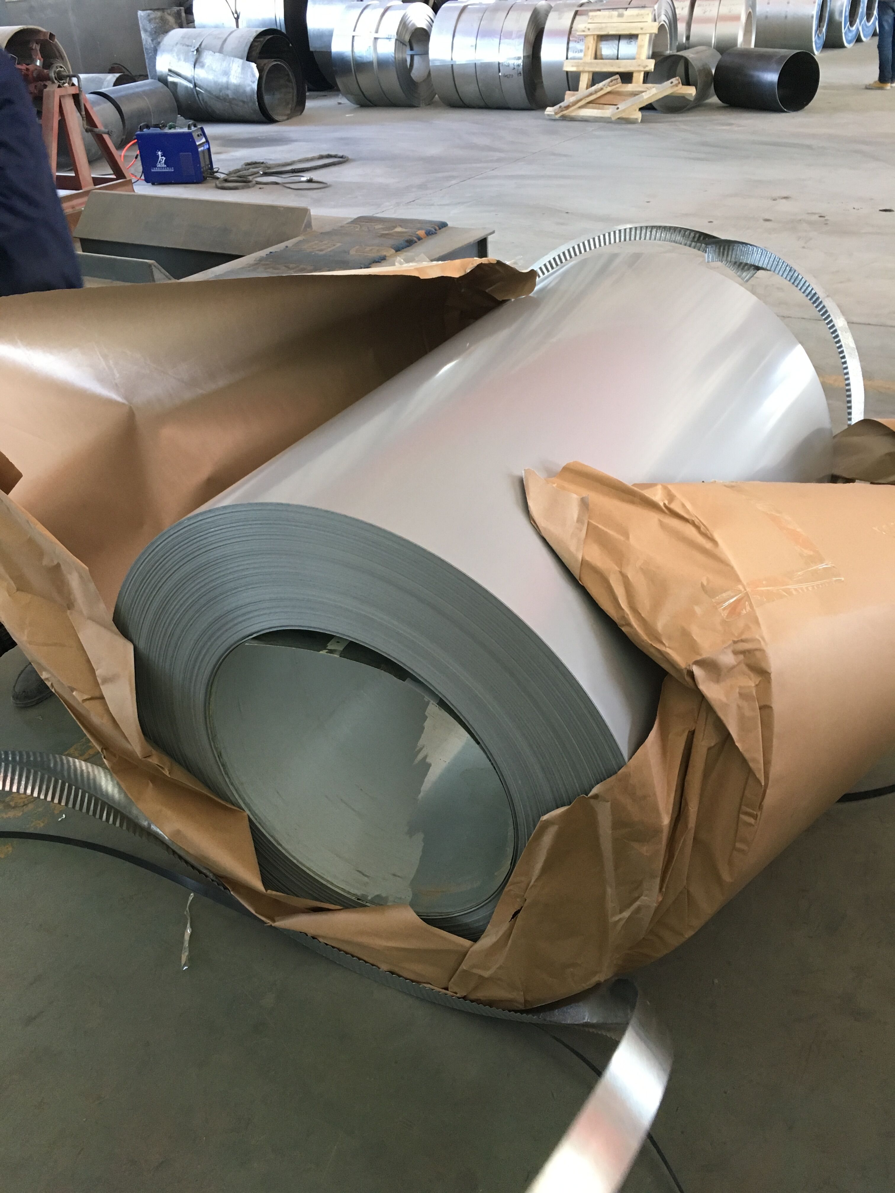 Dc01 Galvanized Material For Color Coated Ppgi And Ppgl Stocked 0.6mm Ppgi Color Coated Steel ...