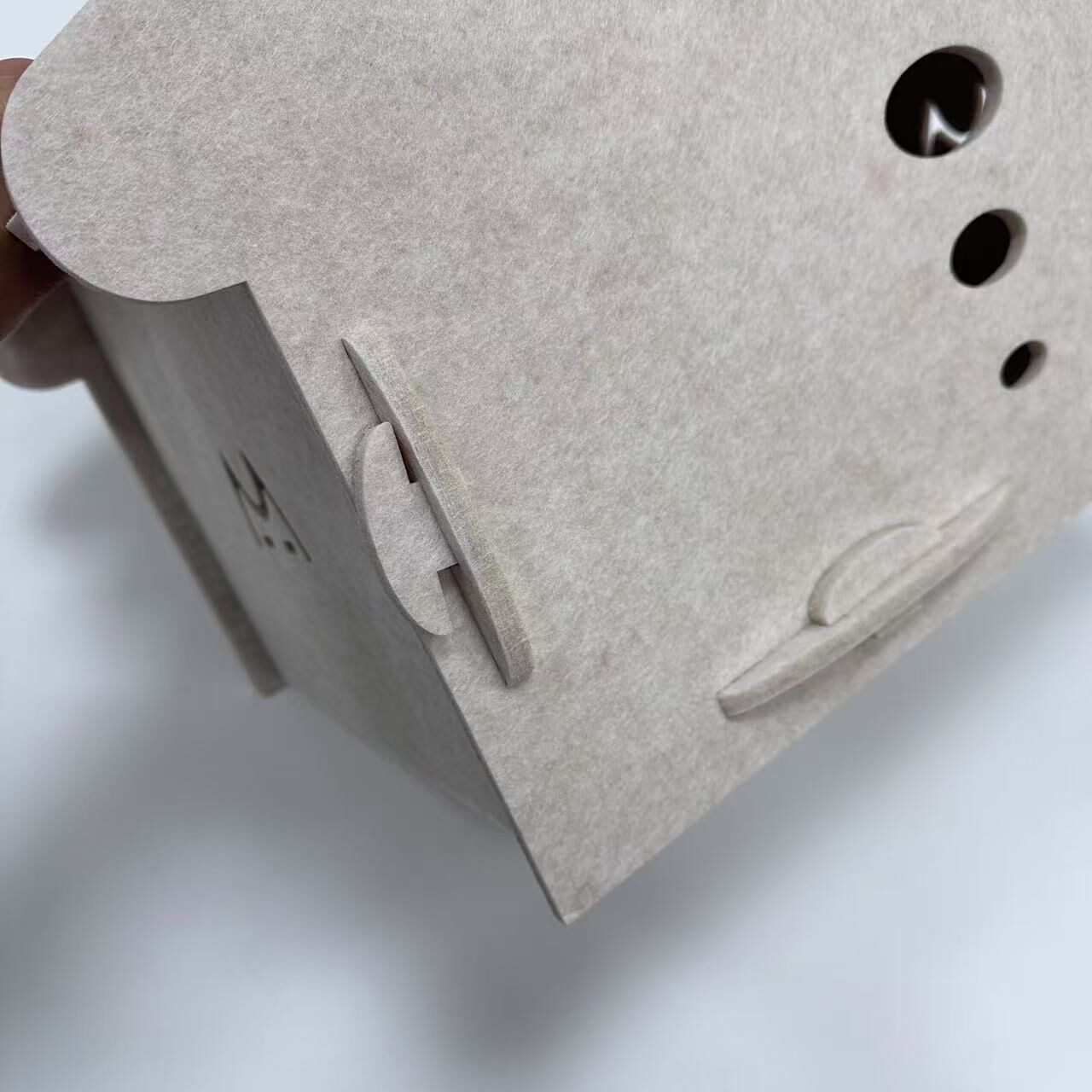 Wholesale Felt Cat House Enclosed Winter Warm For House, Cat House ...