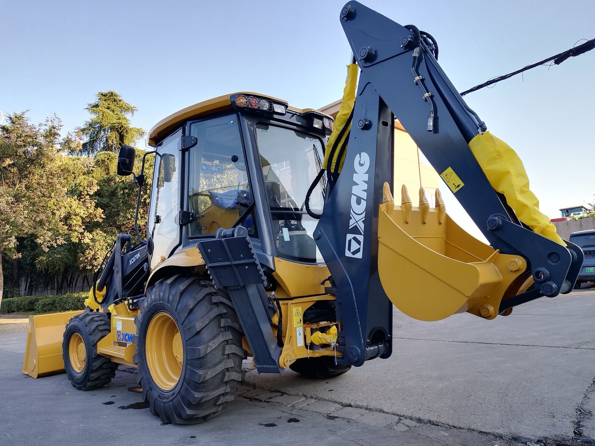 Buy China Wholesale Official Factory Supplier Power 74kw 82kw Weight ...