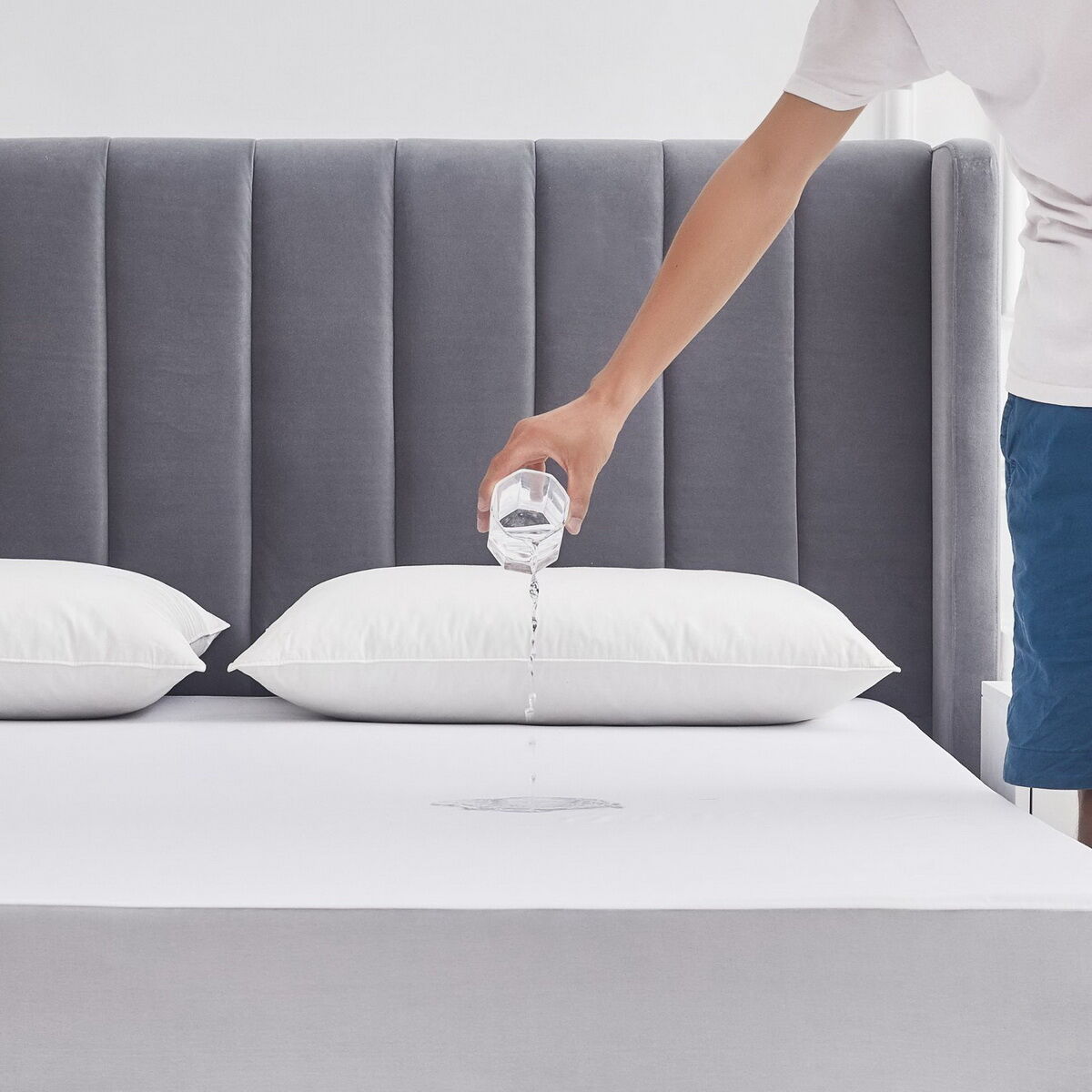 Soft, Breathable And Waterproof Terry Fitted Sheet Mattress Protector ...