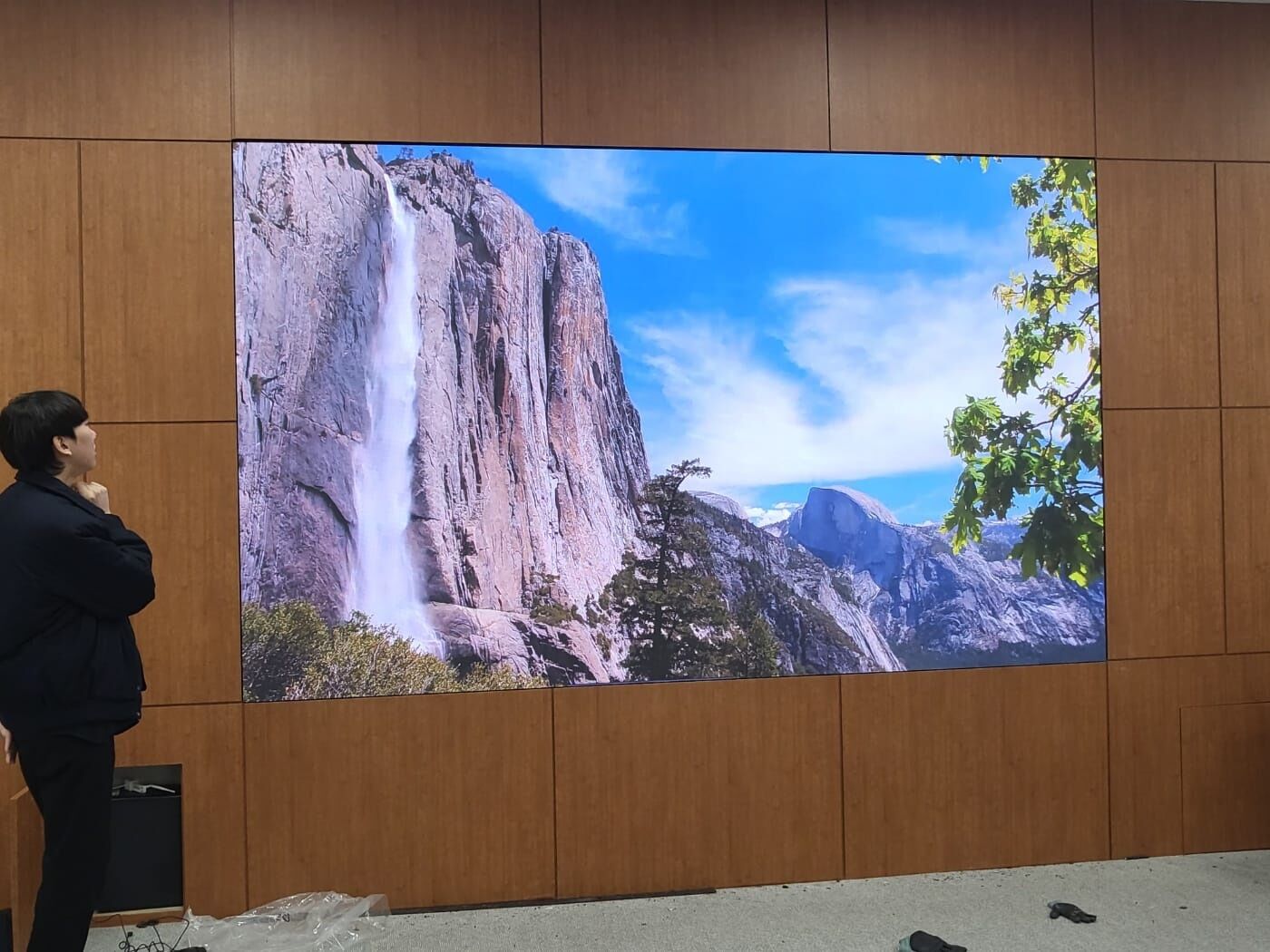 High Quality Ultra Narrow Pitch Cob 0.7mm Indoor Wall Mounted Hd 4k 8k ...