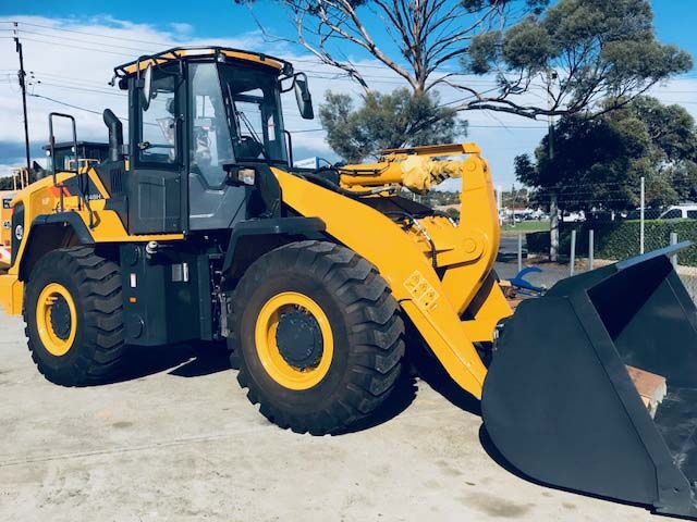 Buy China Wholesale 848h Wheel Loader With Fork Attachment For Saudi ...