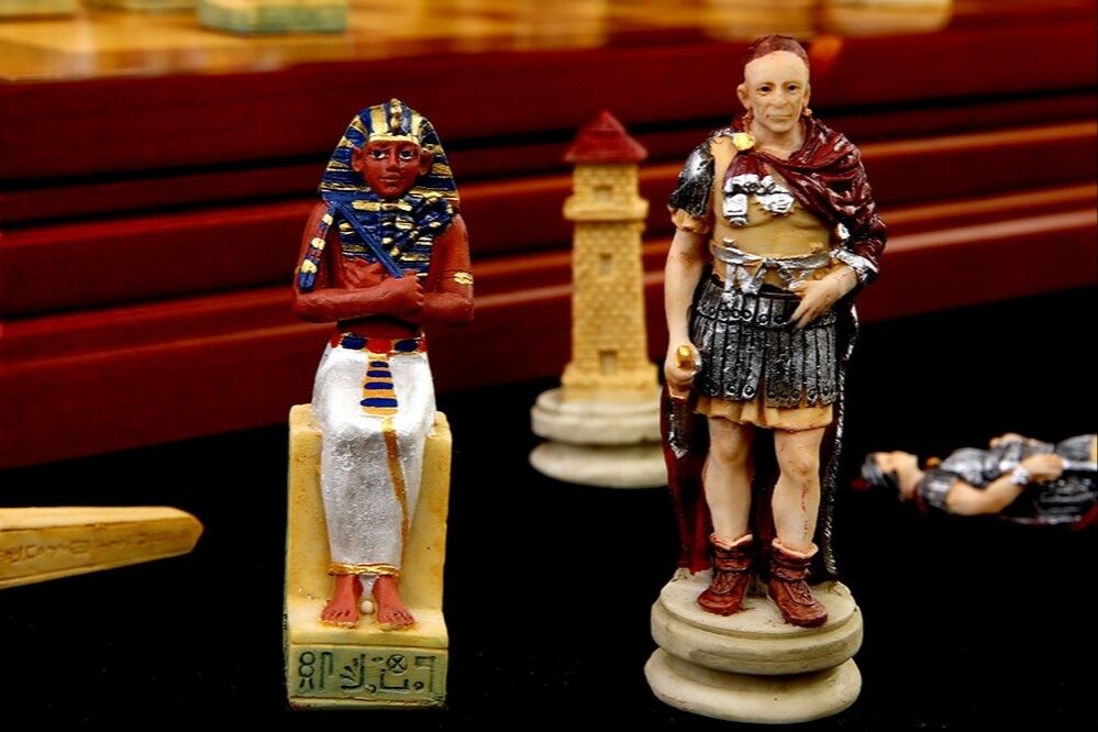 Bulk Buy China Wholesale Colorful Civil War Theme Metal Chess Set $50 ...