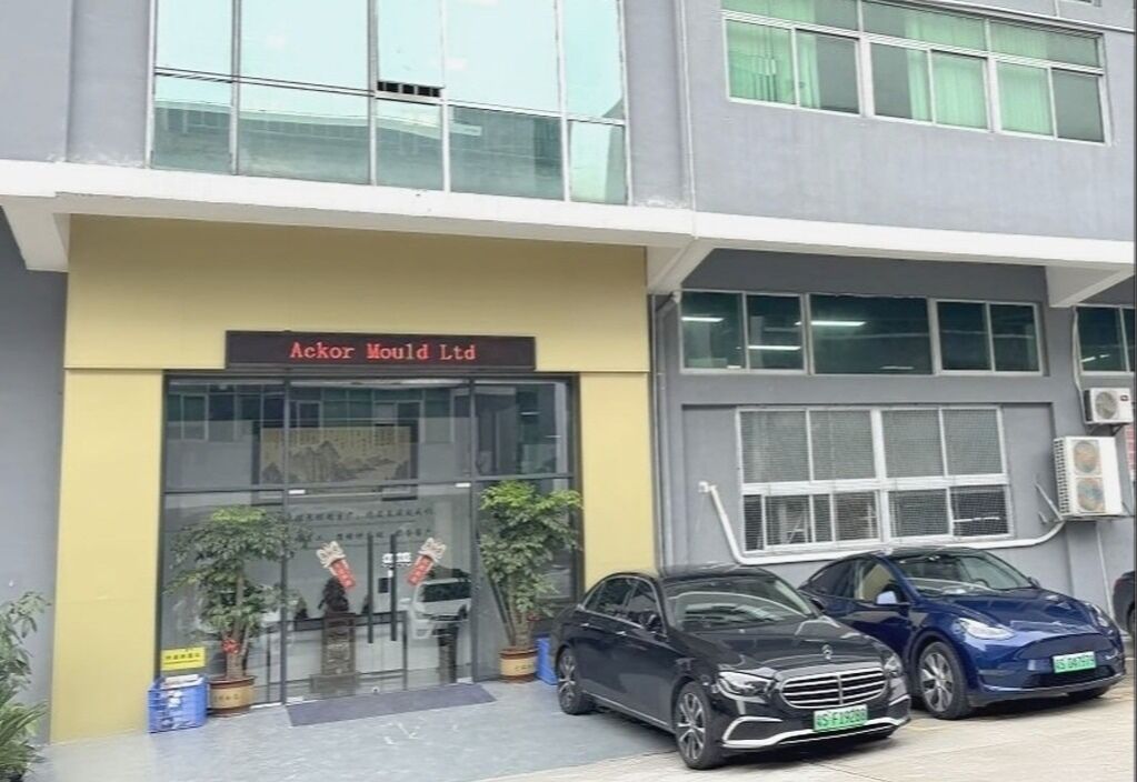 Customized Cosmetic Plastic Packaging Injection Molds Precision ...