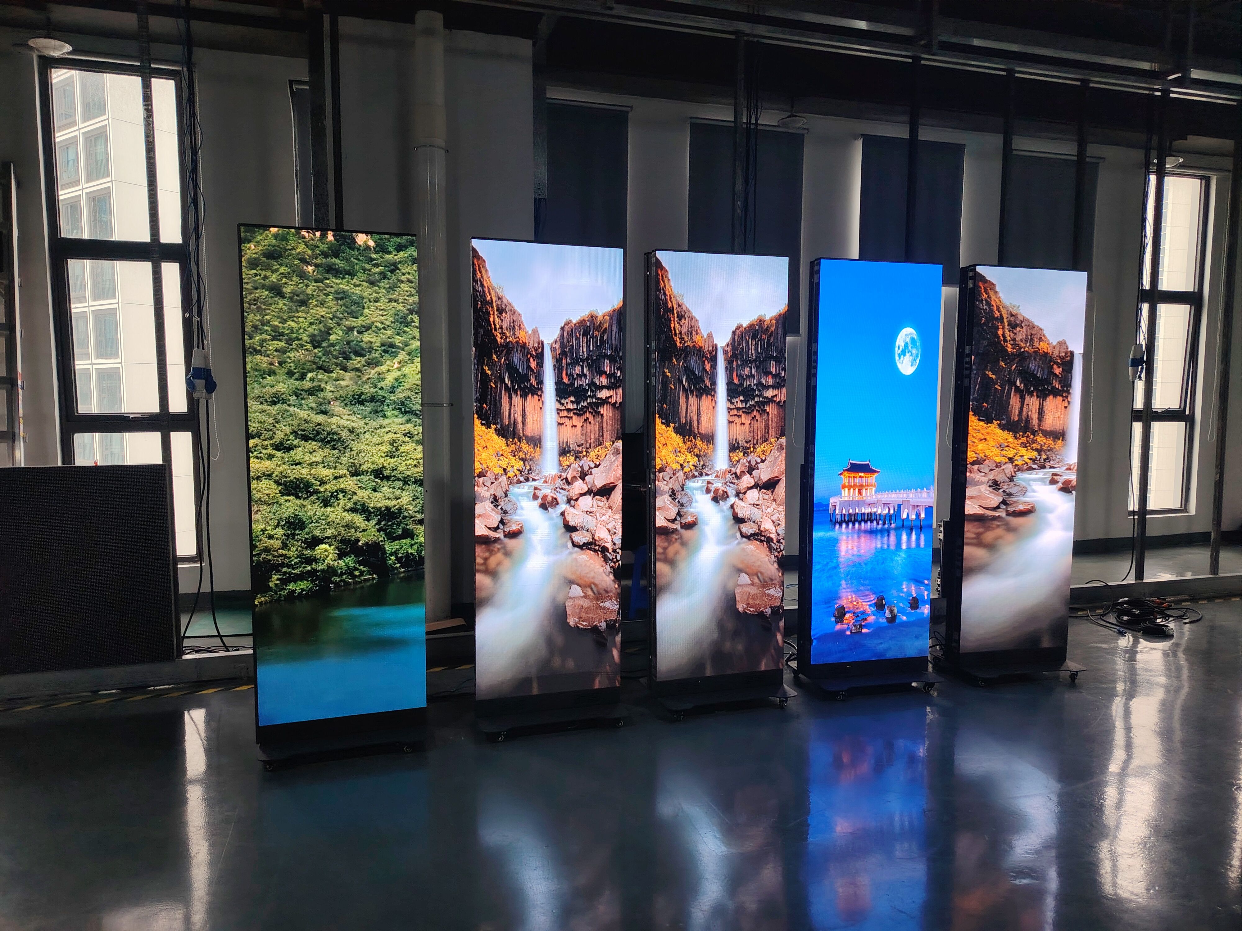 Buy China Wholesale Factory Direct Sales Poster Screen P1.86 Indoor Led ...