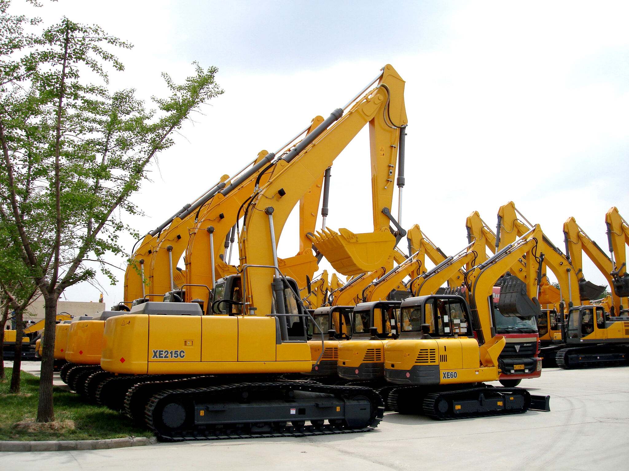 Cheap Price Hot-selling Produce Xe215c Crawler Excavator With 0.92m3 ...