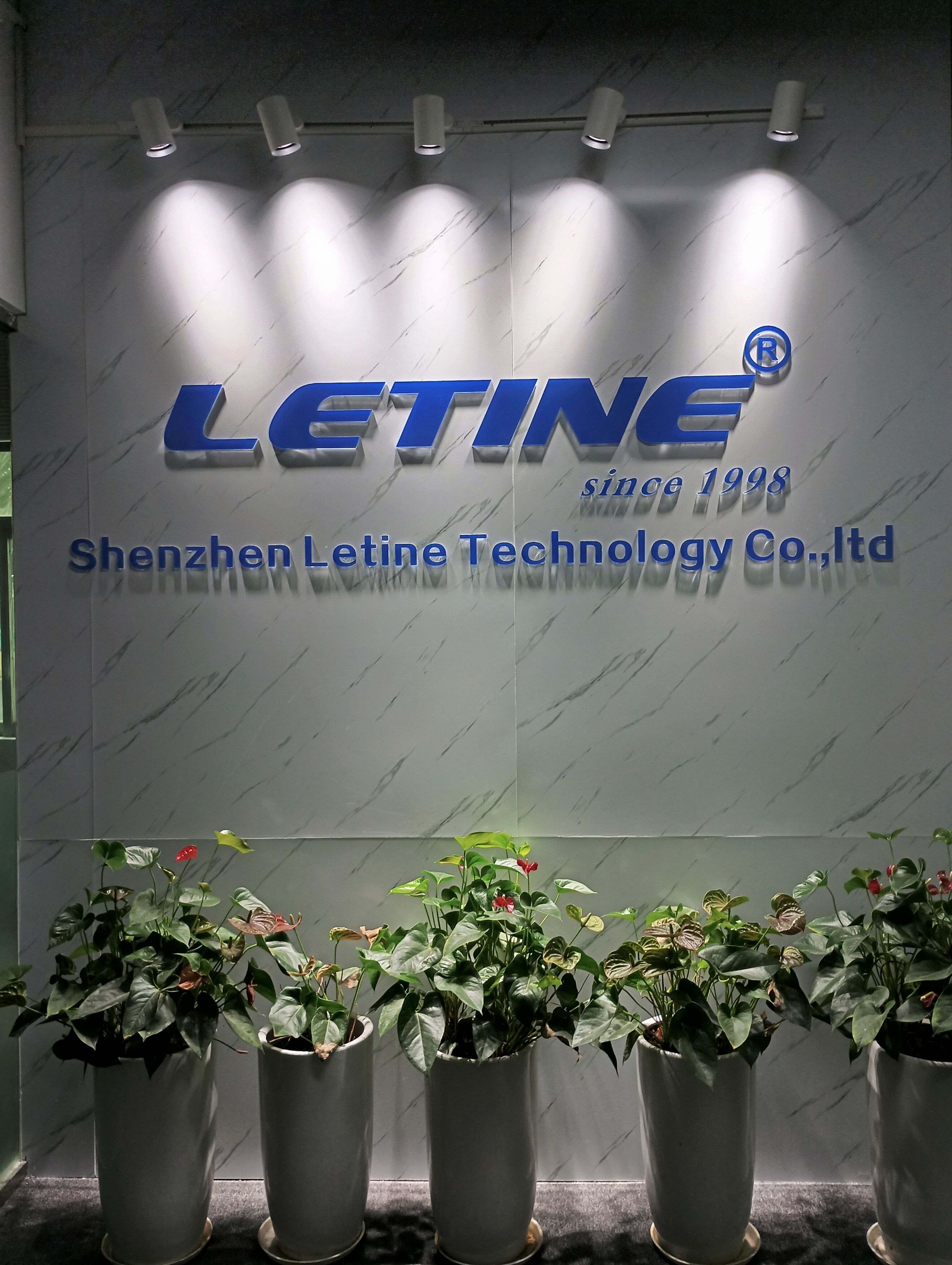 Factory Direct High Quality China Wholesale 12kw Water Cooling Radiator ...