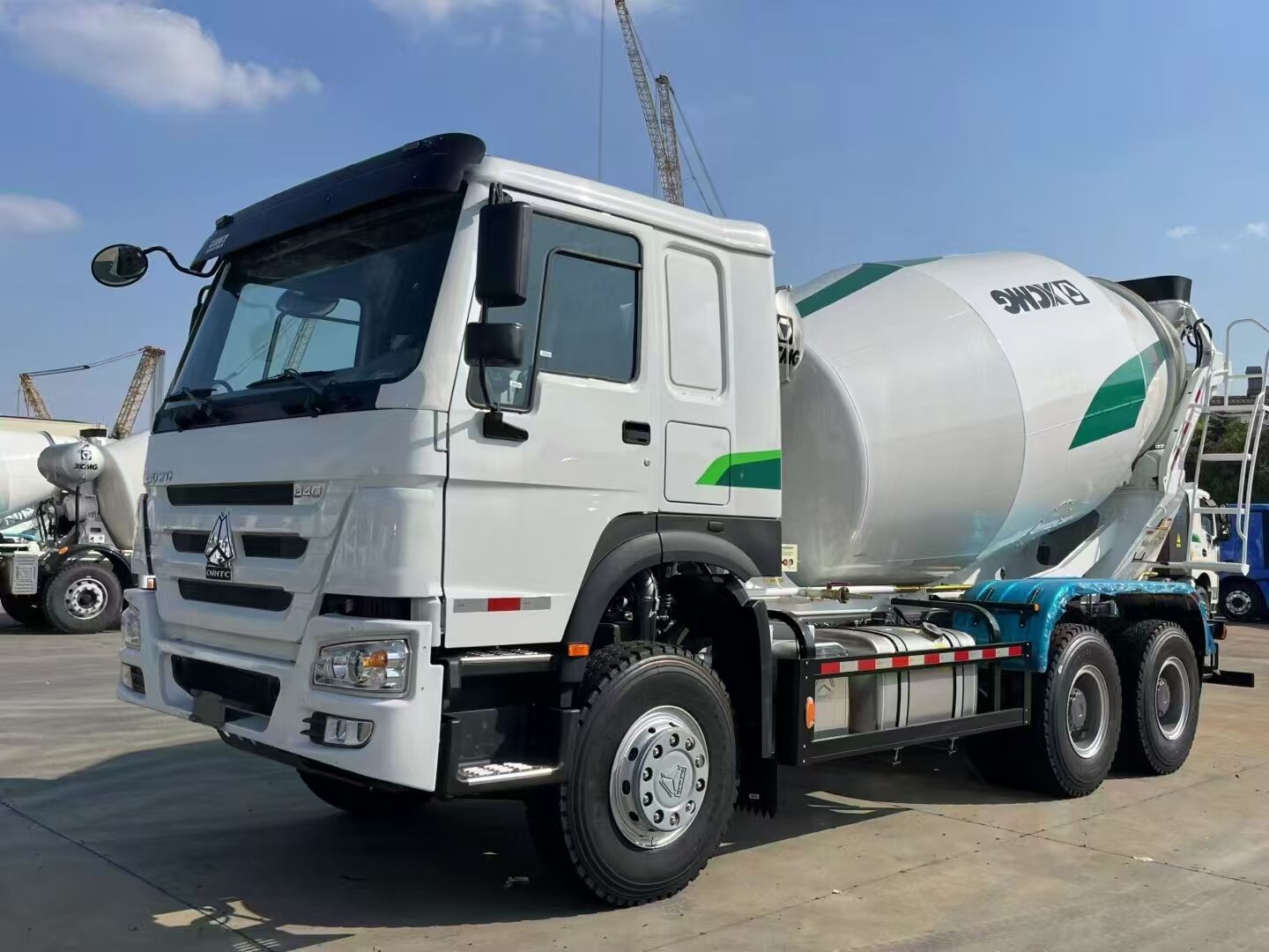 Bulk Buy China Wholesale Brand Official Volume 10m³ Sinotruk Chassis ...