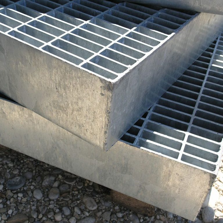 Custom Steel Grating Panels For Walkways, Platforms & Drainage Systems ...