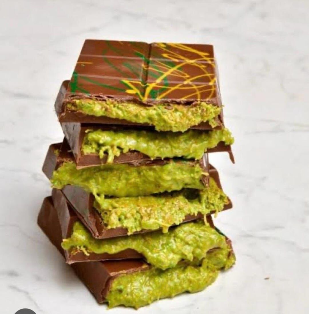 Dubai's Virall Fix Dessert Chocolatier Crunchy Pistachio Kunafa Chocolate Bar - Buy United ...