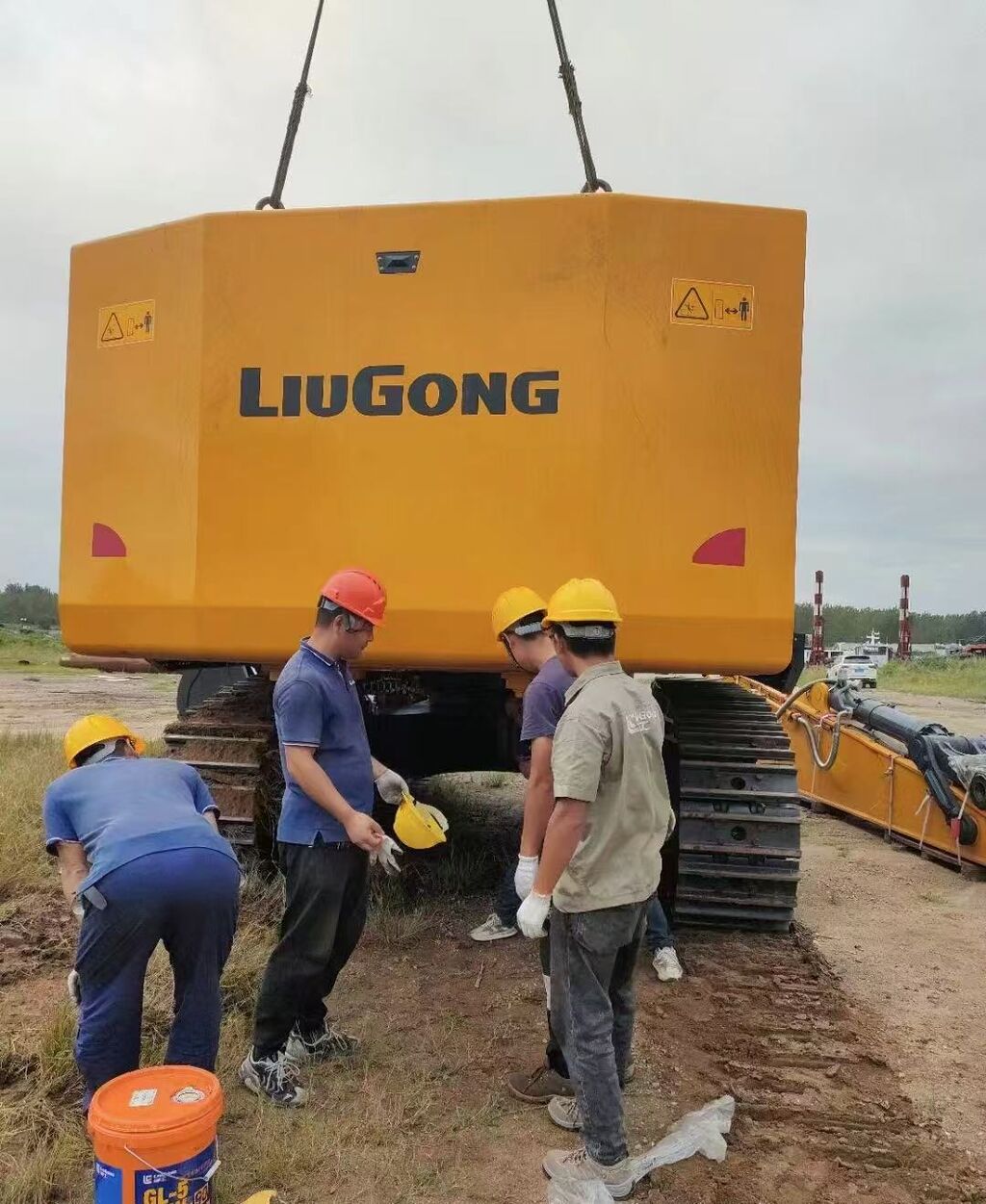 Bulk Buy China Wholesale High Performance 975 Ehd Digger 75ton With 5m3 ...