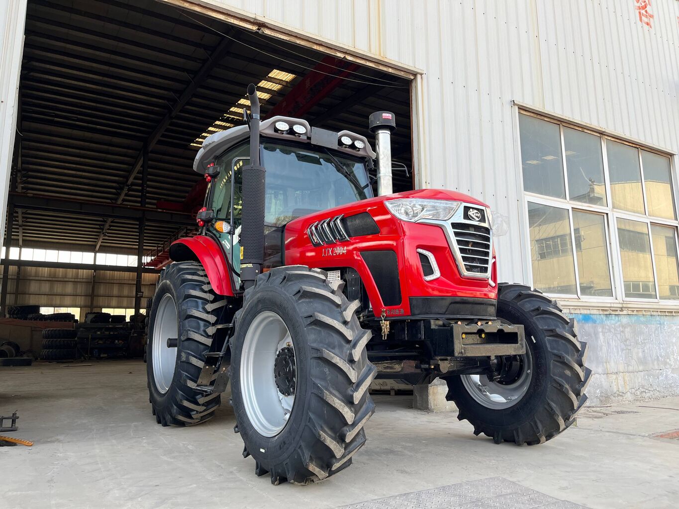 Chinese 180hp 4wd Big Tractor Drive Type 4x4 Tractor With New Produced ...