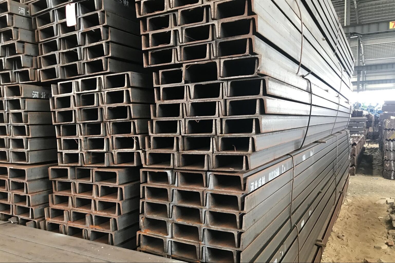 Astm Standard Heavy Hot Rolled Steel Channels For Steel Structure ...
