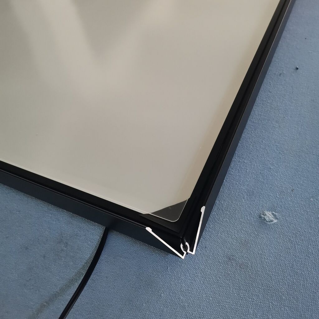 Bulk Buy China Wholesale Gold Frame Illuminated Light Boxes Ultra Thin ...