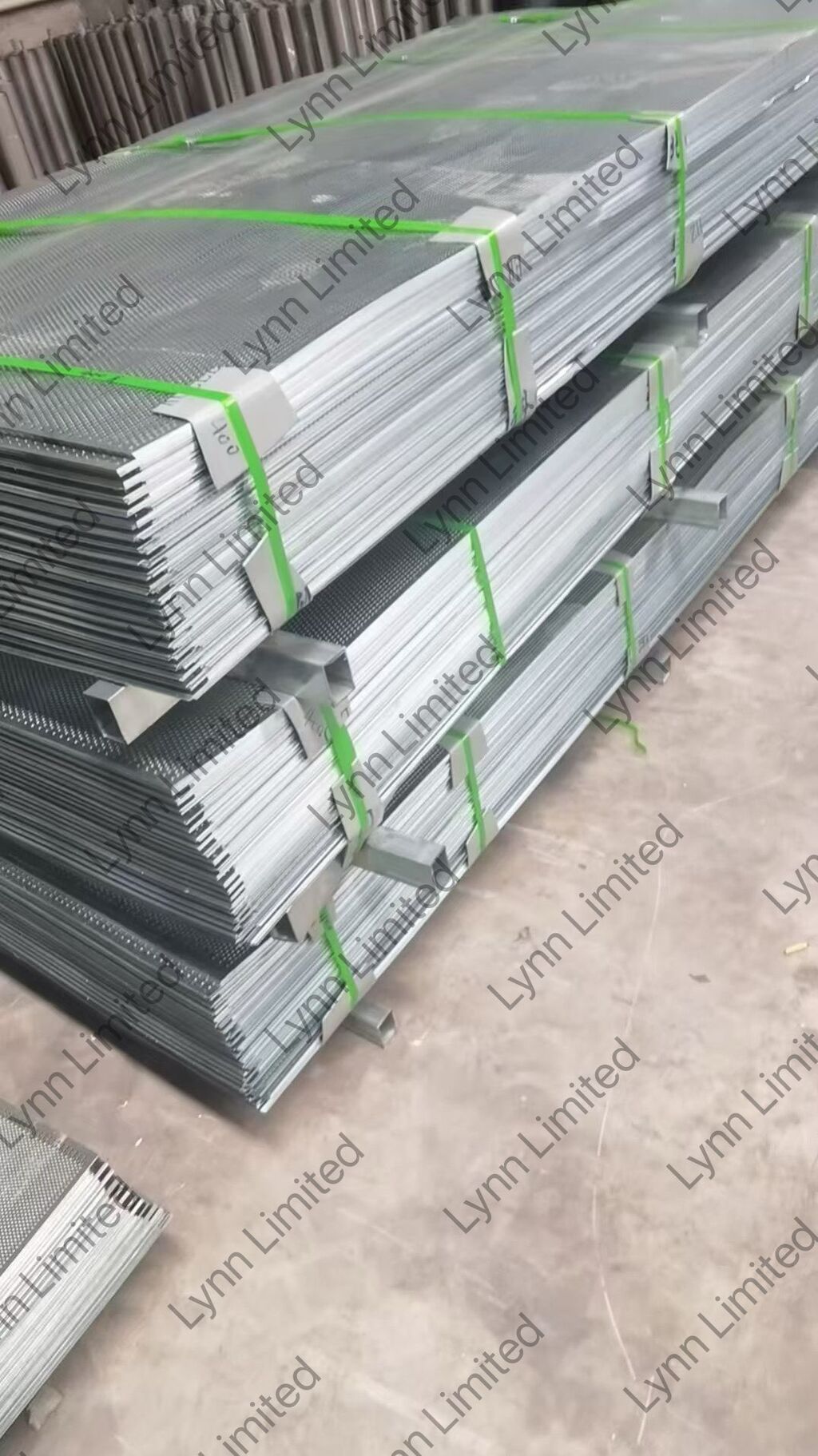 China High Quality Stainless Steel Woven Wire Mesh Roll Netting Steel ...