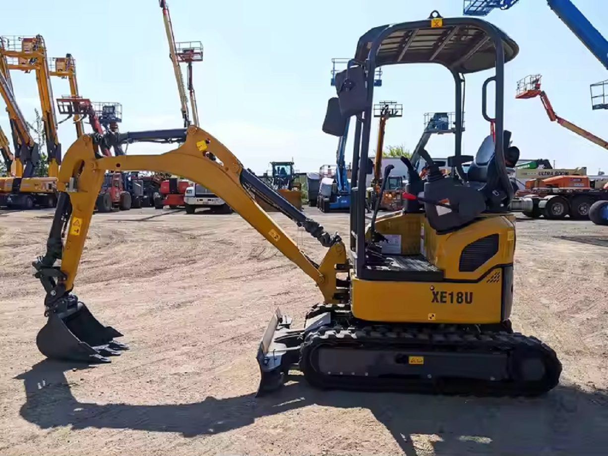 Buy China Wholesale 11.8kw China Top Brand Mini Crawler Digger Xe18u Excavator 0.04m3 Bucket ...