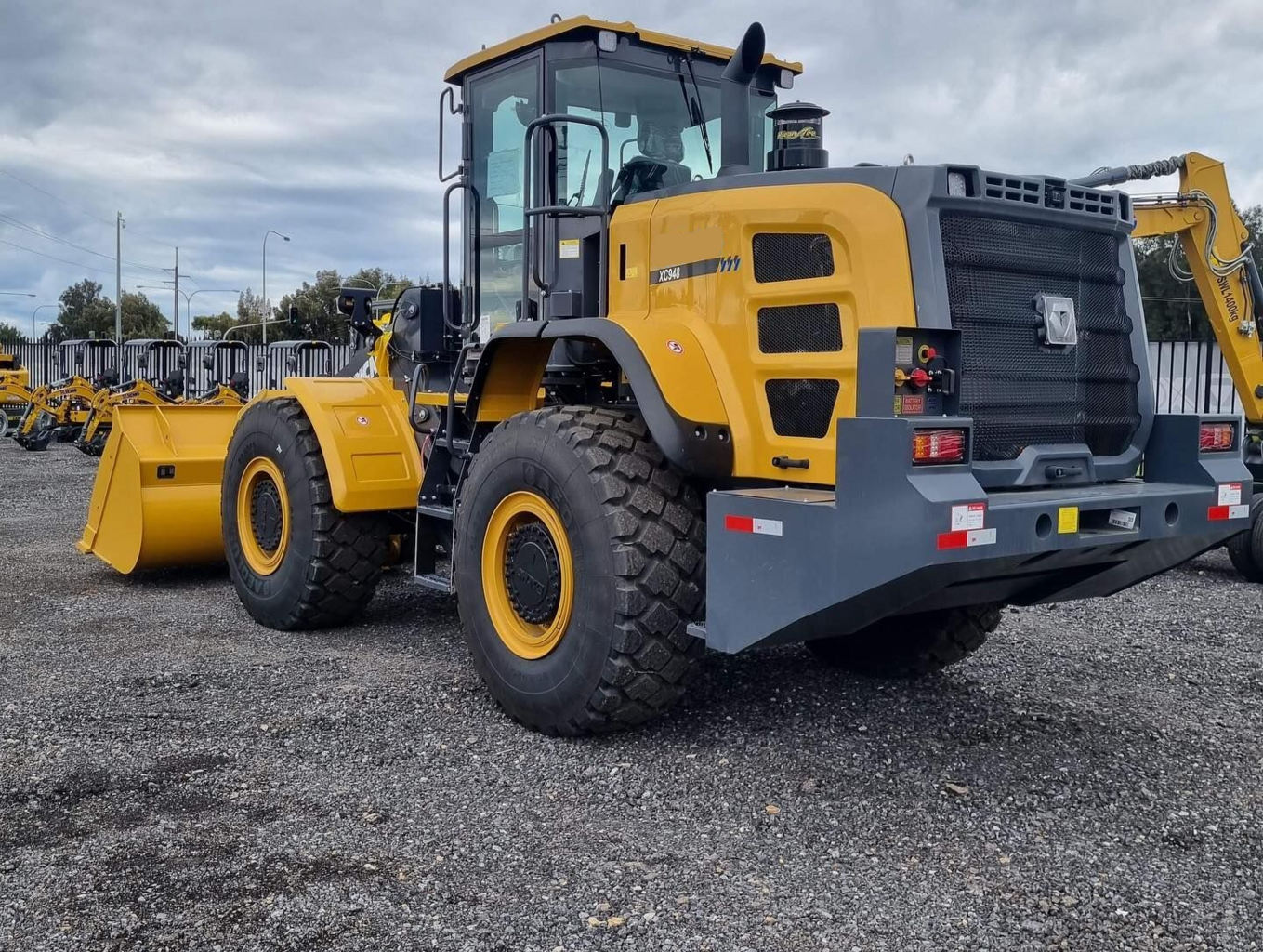 Brand New 4 Ton Mini Front Wheel Loader Xc948 Tier 2 China Loaders With ...