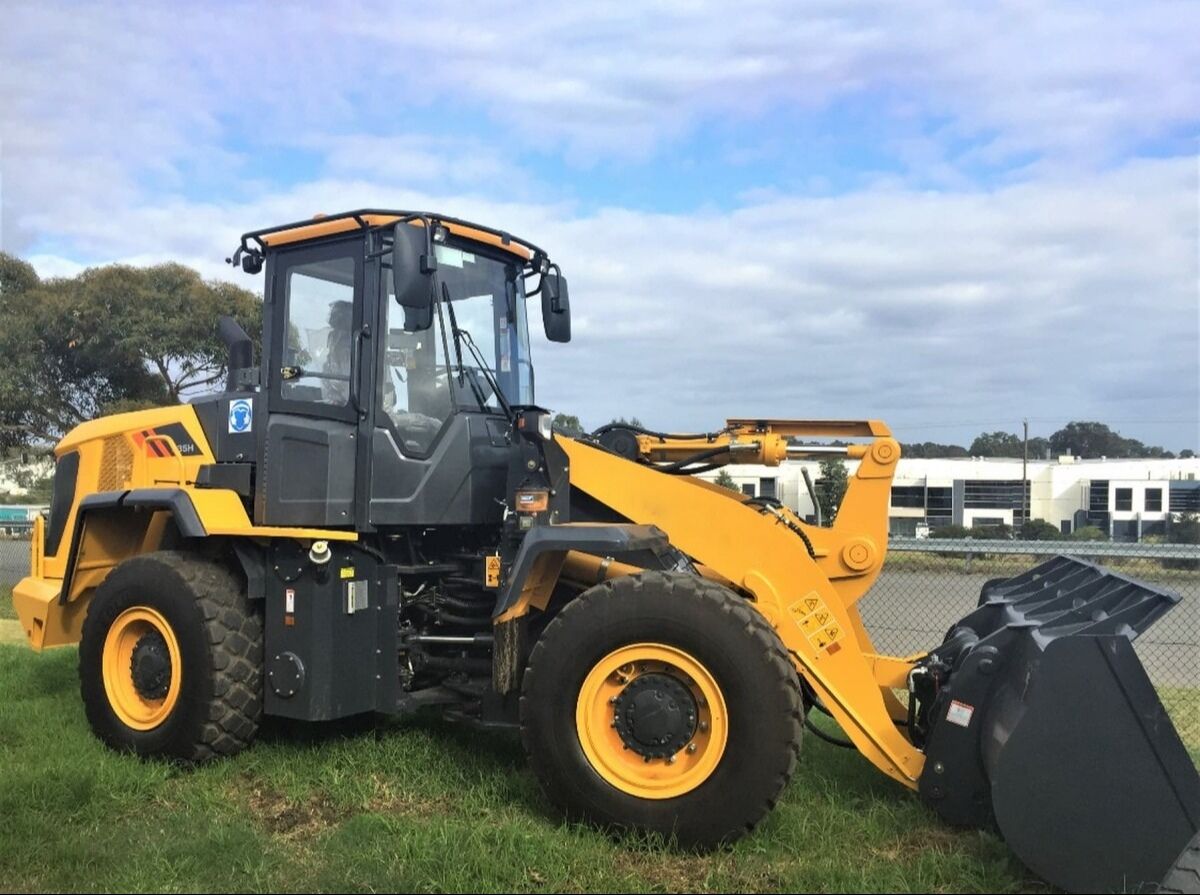 Chinese Liugong 3ton Rated Load Wheel Loader Clg835h With 1.8 Cbm ...