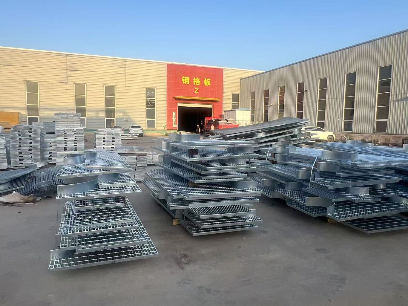 Anti-slip And Light-transmitting Grating For Factory Platforms Steel ...