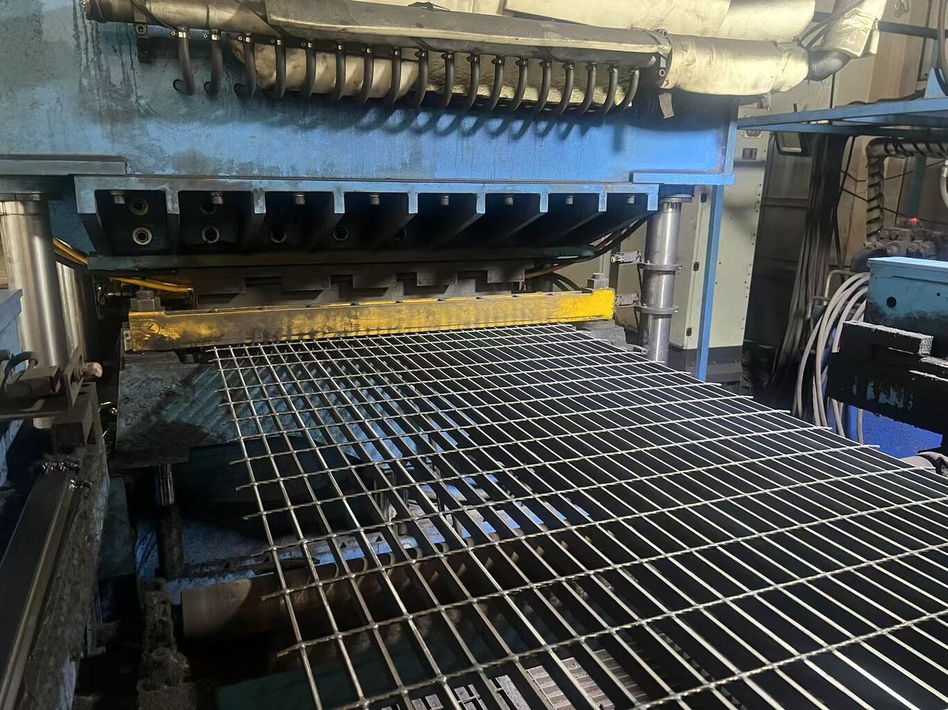 Heavy-duty Steel Gratings For Offshore Oil Platforms And Offshore Wind ...