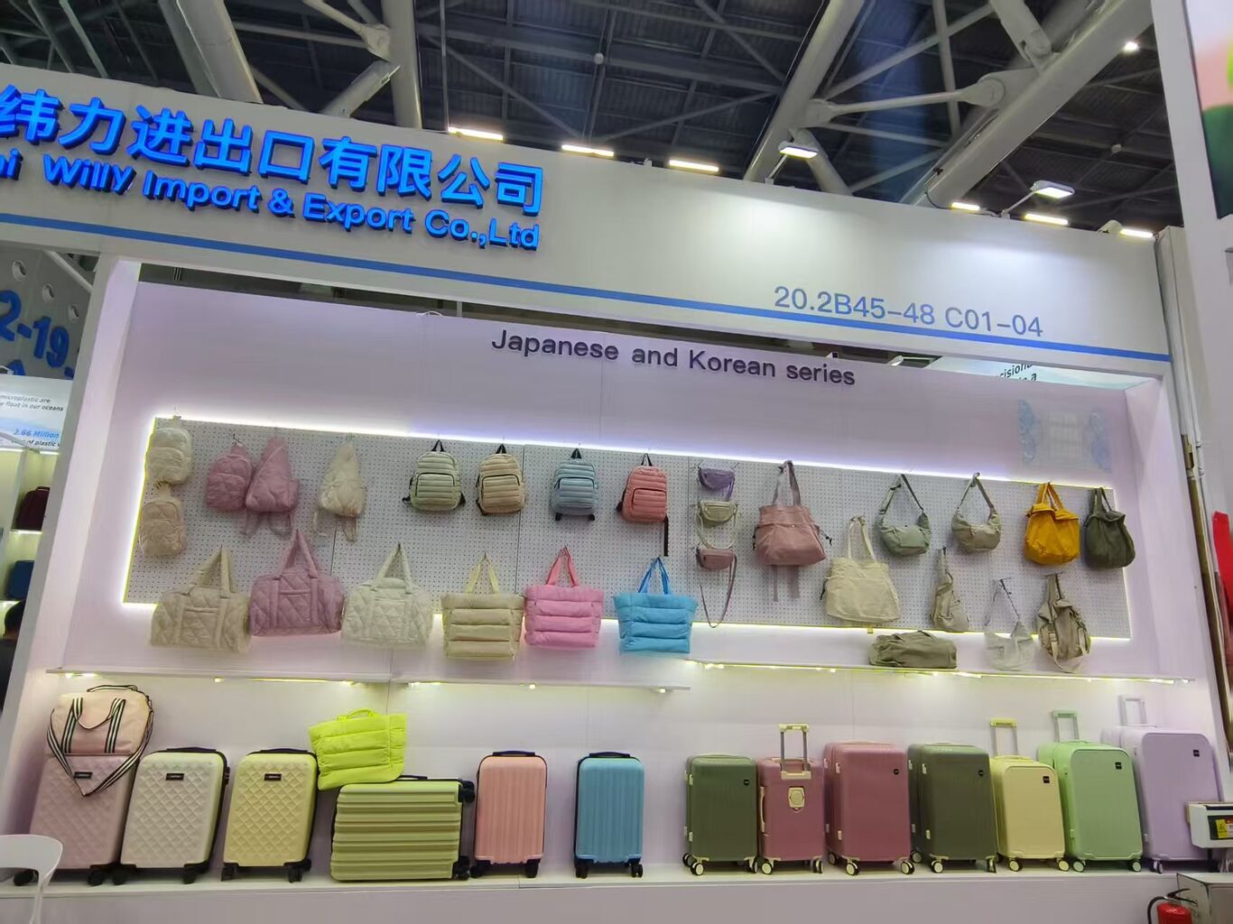 Ergonomic Backpack: Lightweight Comfort For All-day Carry Multi-pocket ...