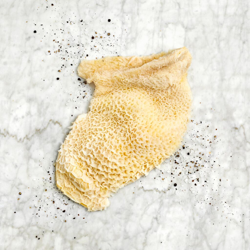 Frozen Buffalo Tripe & Beef Honeycomb Stomach Bulk Packaging Good ...