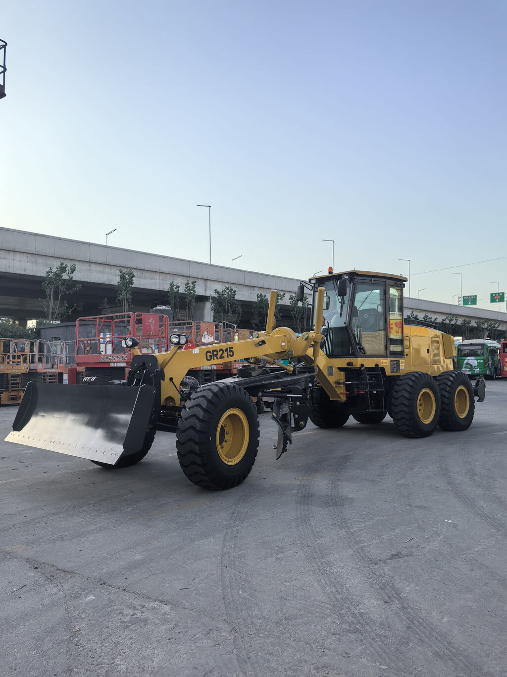 High Efficiency China Brand Gr215 215hp Motor Grader Heavy Model ...