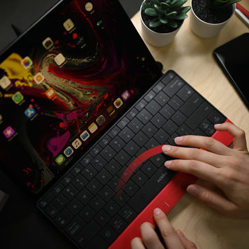 South Korea Mokibo is the Touchpad embedded Keyboard that switches the ...