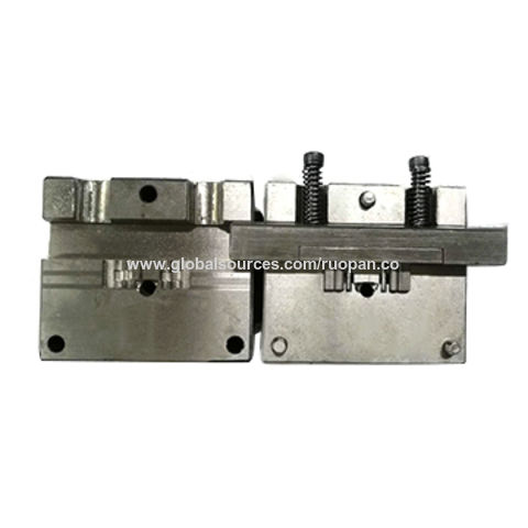 China USB cable mold, molding machine vertical injection mold ...