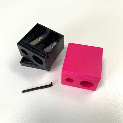 China Eyebrow pencil sharpener beauty accessory cosmetic sharpener on ...