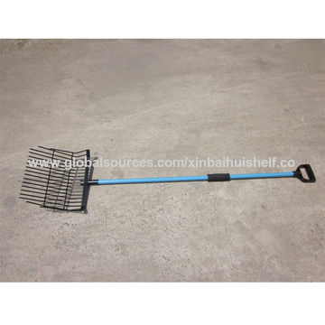 China Plastic Hay Fork for Stable Using on Global Sources