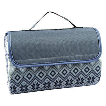 China Picnic rug with waterproof PEVA backing on Global Sources