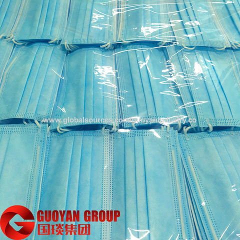 China Disposable Earloop Dustproof Face Mask with 3-ply on Global ...