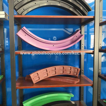 China UHMW-PE with Excellent Strength/Toughness/Low Moisture Absorption ...