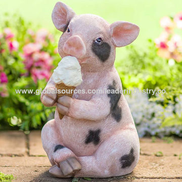 China BSCI Factory Polyresin Funny Pig Eatting Icecream Figurine Garden ...