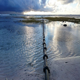 Cast iron articulated protector shell for submarine power cable and ...